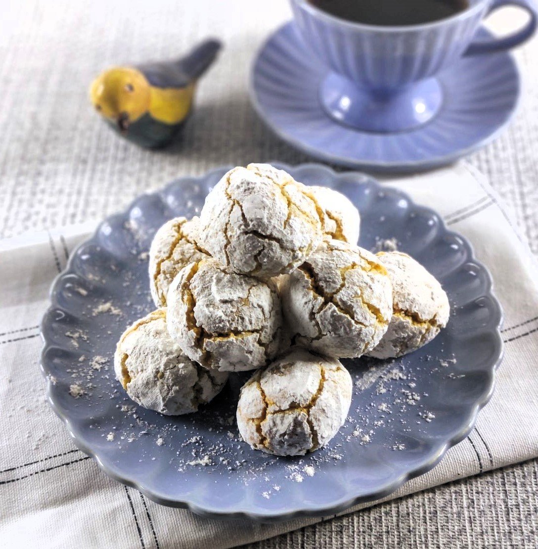 Orange and Ginger Amaretti Cookies Recipe - maisonbonhomie